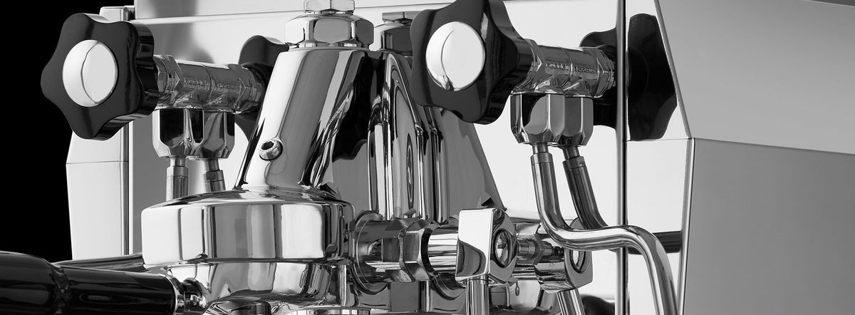 ECM Technika IV Profi vs. Rocket Giotto Evoluzione V2 – Whole Latte ...